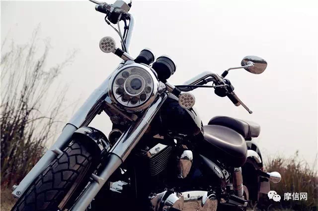 Buy New Lifan Lycan 250cc EFI V16 Cruiser at -Arlingtonpowersports.com